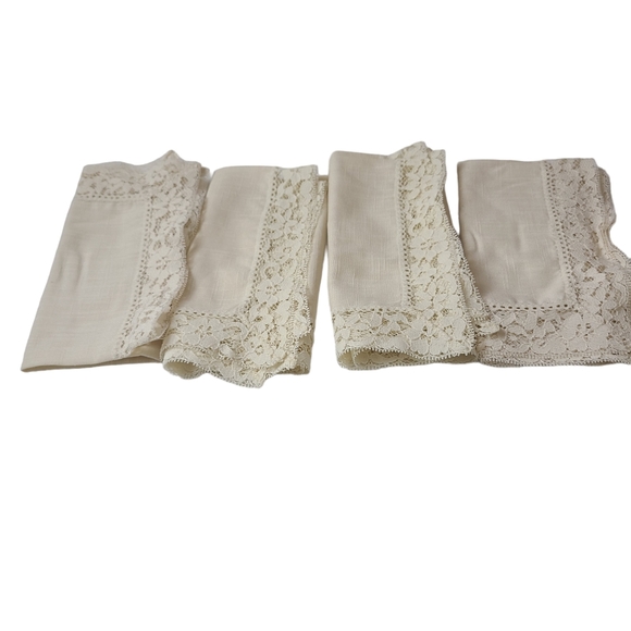 Unbranded | Dining | Vintage Cream Colored Cloth Antique Lace Napkins ...